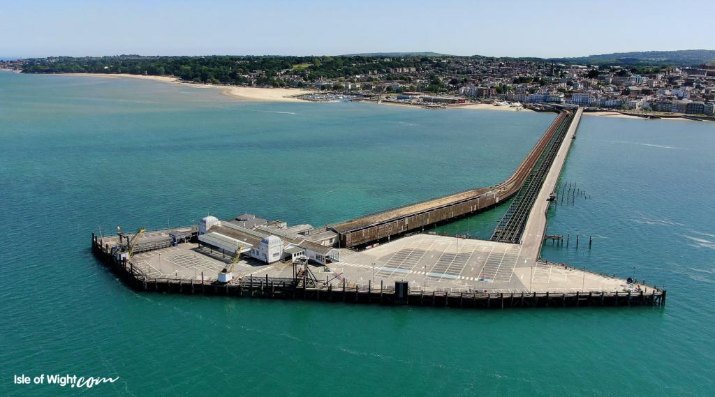 Ryde Tourist Information Point - Explore the Isle of Wight